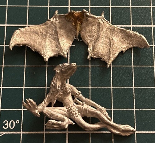 L Warhammer Fantasy Citadel 1 Figurine Jabber Wock ?? Femme Lézard ...