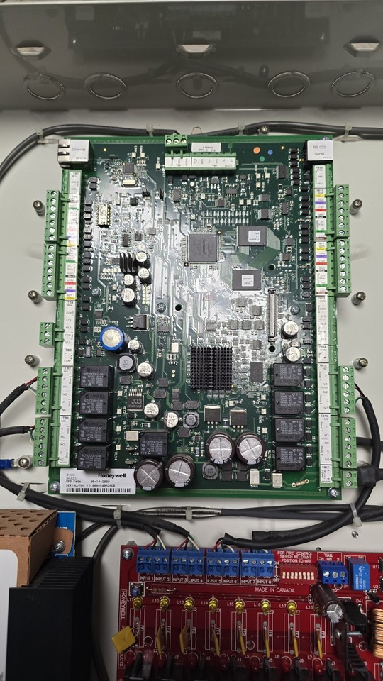 Honeywell NetAXS NX4 4 Door Access Control Panel With Power Supply And ...