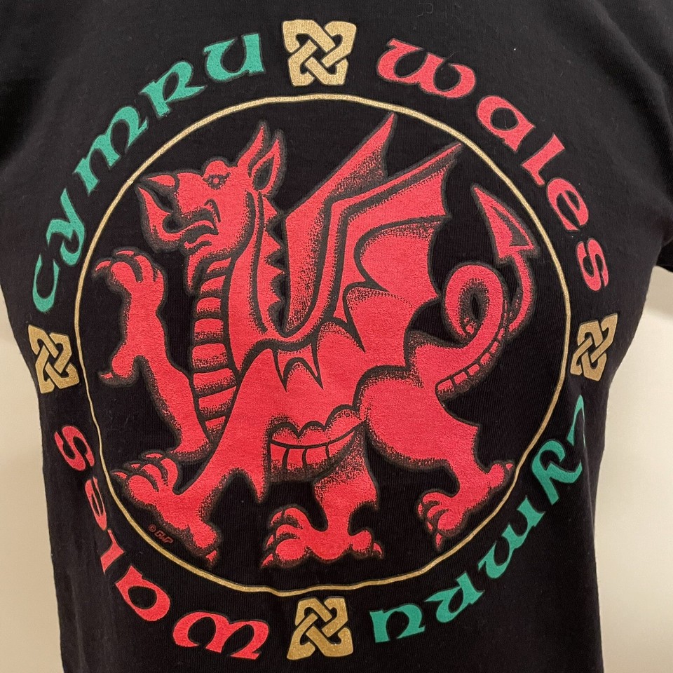 NWOT Cymru Wales Welsh T Shirt Adult Size Large Big Red Dragon Graphic | eBay