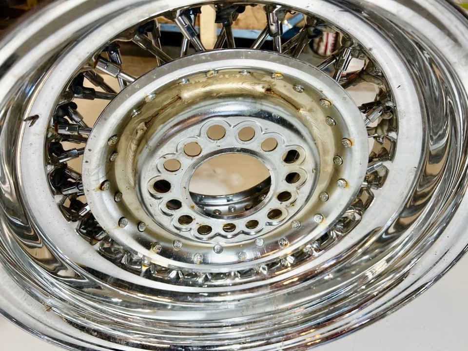 15" Vintage Ford Wire Wheel 15x5 Rim 5x5 /4.5 / 4.75 Pattern Chevy ...