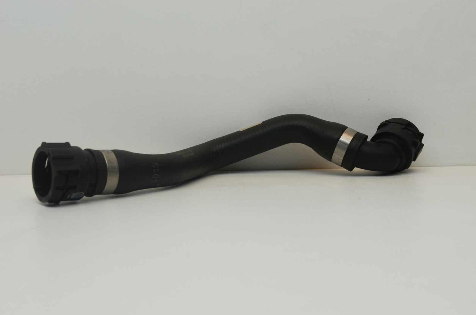 AUDI A4 Avant 2013 Genuine Water Coolant Pipe Hose OEM 8K0819334AJ ...