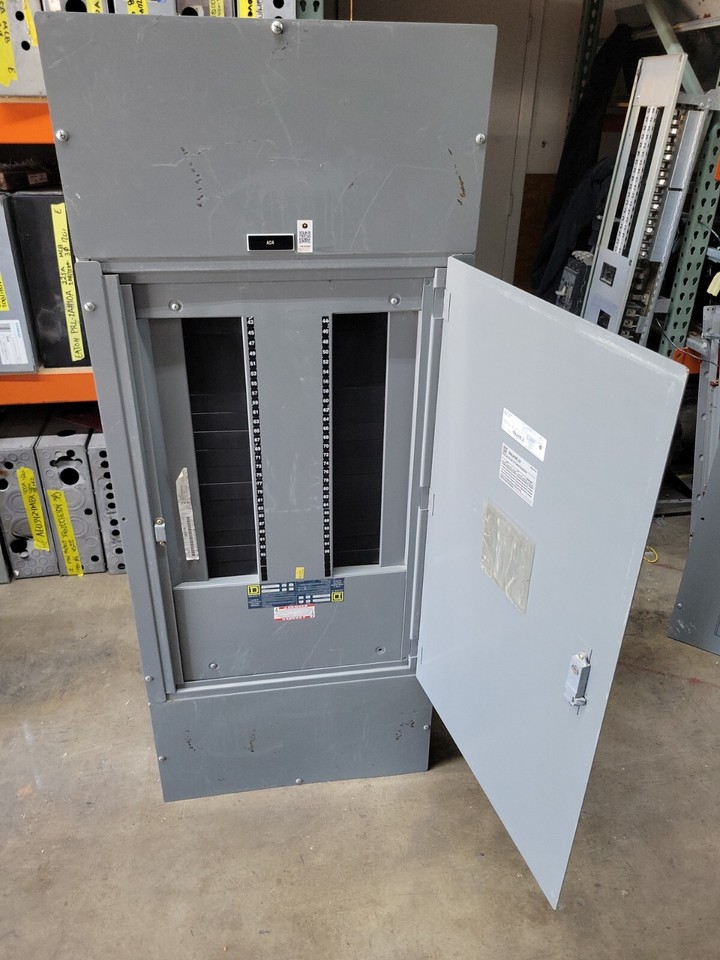 400 AMP SQUARE D I-LINE PANELBOARD PANEL 208/120V | eBay