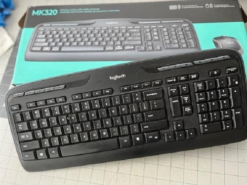 Logitech MK320 Wireless Desktop Keyboard/Mouse/USB COMBO In Box | eBay