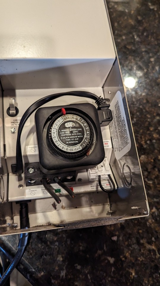 Vista ES-150 Outdoor Landscape Lighting Low Voltage Transformer w Timer ...