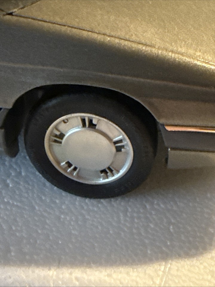 SOLIDO CITROEN XM Silver 1989 DIE-CAST CAR 1:18 SCALE 8501 New Open Box ...