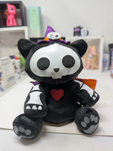 Skelanimals Kit Cat Disguise Purple Witch Hat Cape 8" Plush Jakks ...