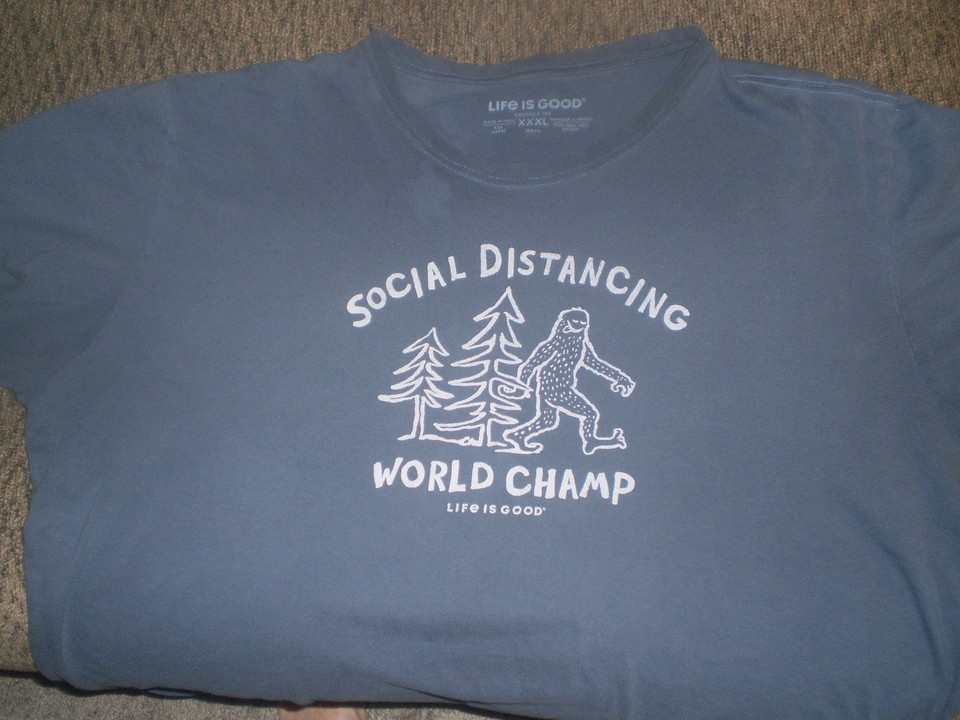 Life Is Good Social Distancing World Champ graphic tee men's XXXL | eBay