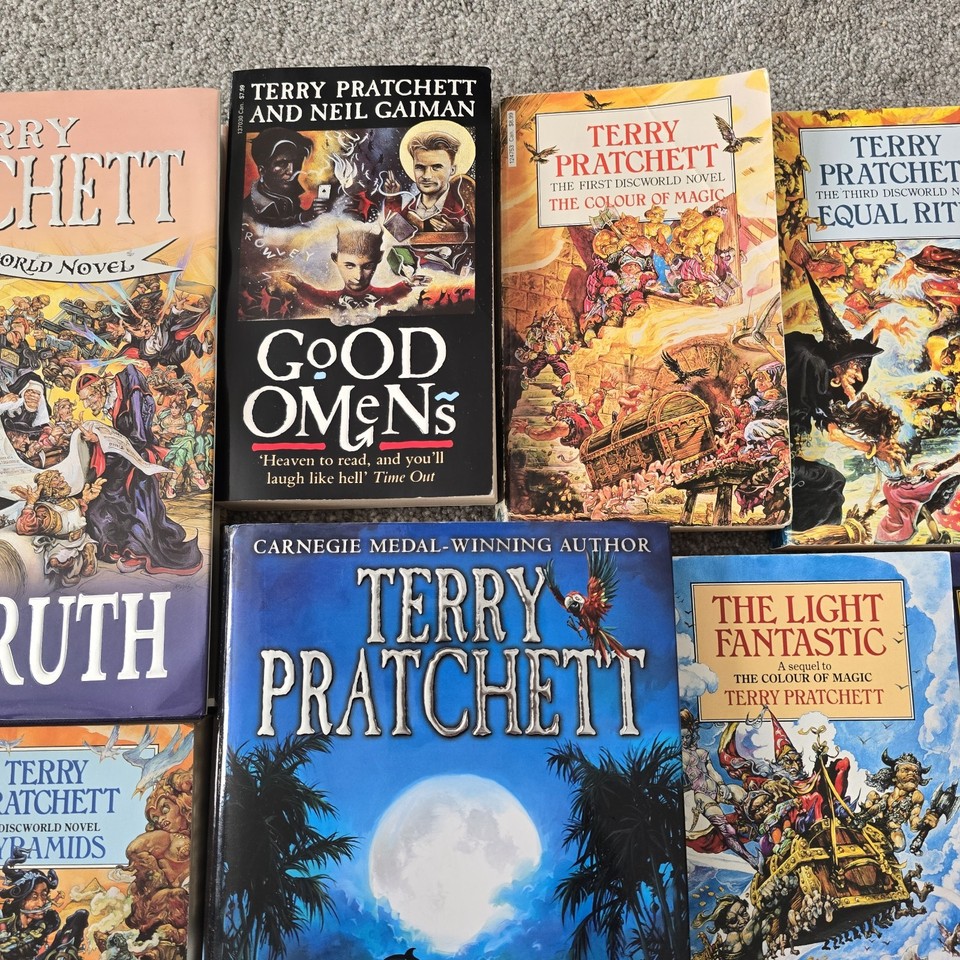 12 x Terry Pratchett Discworld And Others Bundle Job Lot Hardback and ...