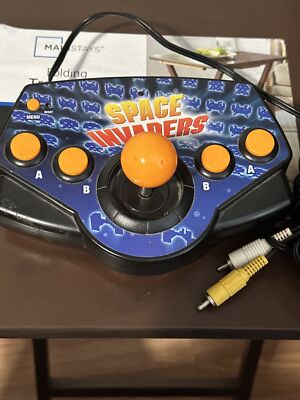 SPACE INVADERS Plug ' N Play 5 TV Games In One 2003 Radical TESTED ...