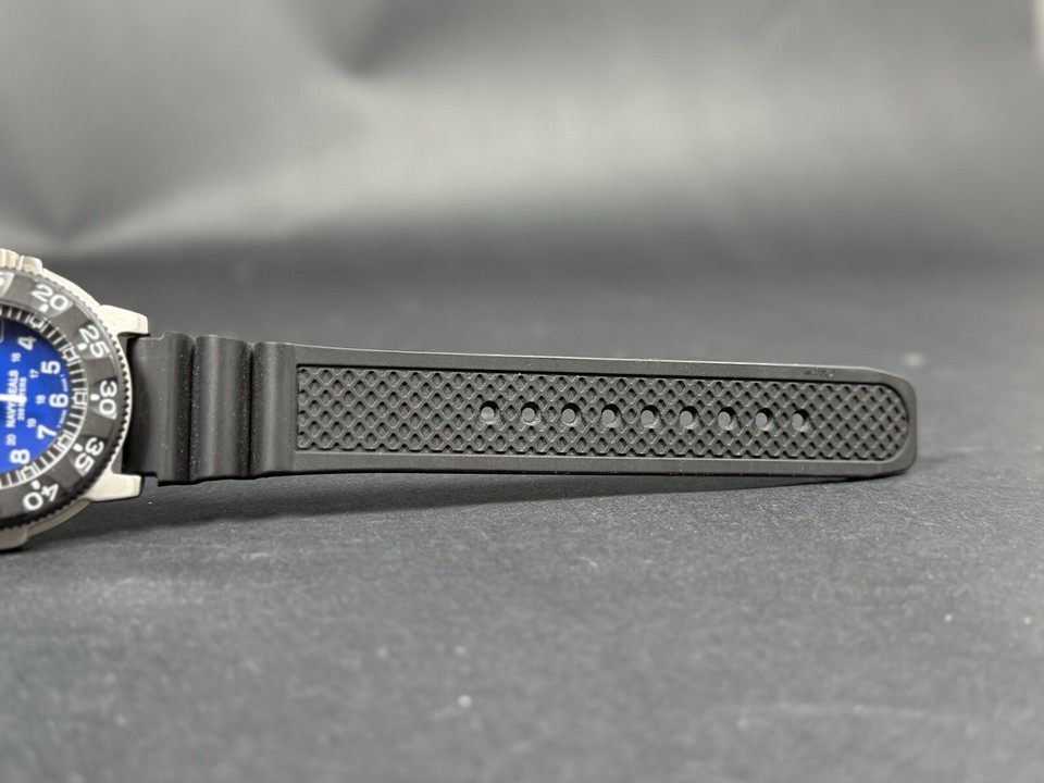 Luminox Swiss Made 3-H MBM Navy Seals Series 3100 Men's Divers Quartz ...