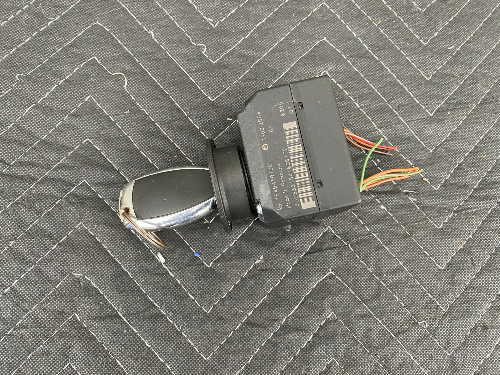 06-09 Mercedes W164 W251 GL ML R Class Ignition Switch Module w/ Key ...