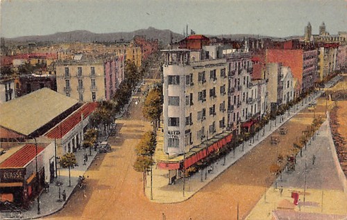 Tunisie - TUNIS - Avenue de Paris et Avenue Théodore Roustan - Ed. La ...