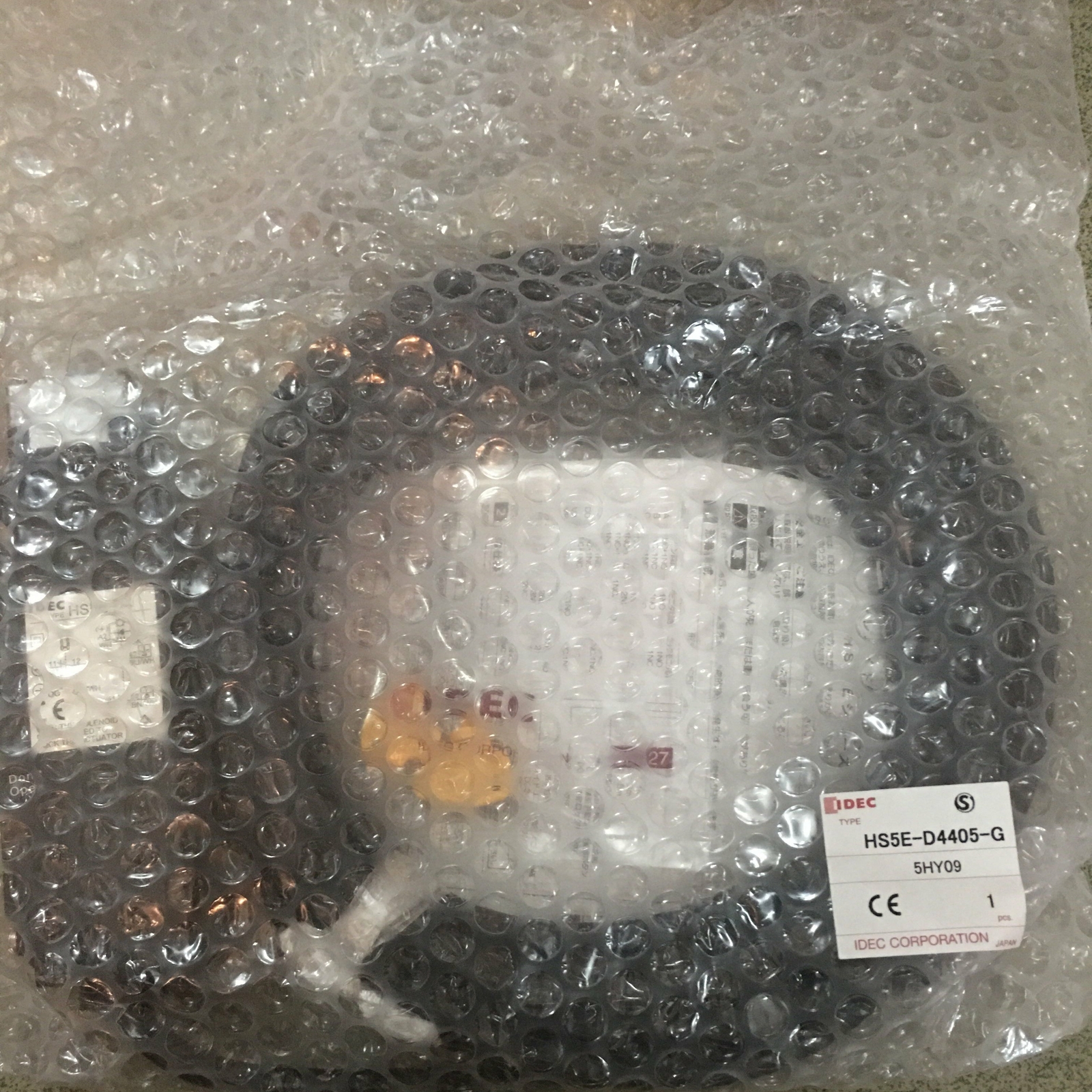 Idec HS5E-D4405-G Spring Lock Safety Switch 250v-ac for sale online | eBay