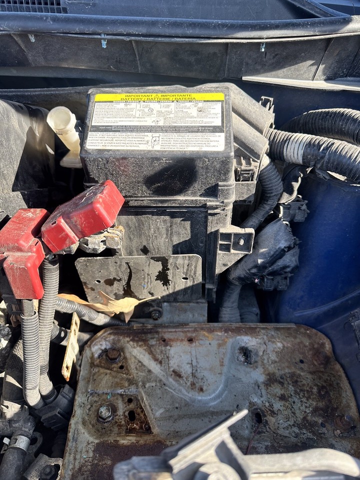 Nissan Versa OEM 1.6L Engine Bay Fuse Relay Box Cover Top Lid 2013-2019 ...