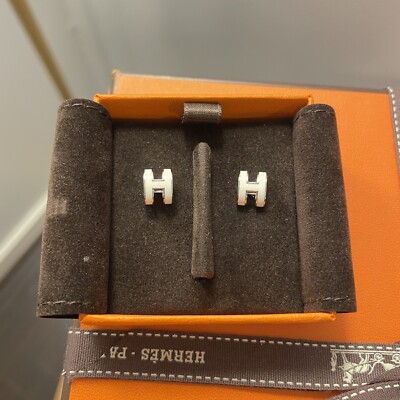 Stud Earrings Mini Pop H Earring MINI POP H GOLD EARRINGS GREY