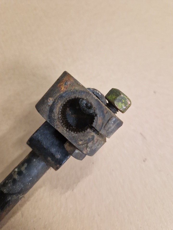 VW GOLF JETTA CADDY MK1 & CABRIO GTI RHD STEERING RACK COLUMN UJ JOINT ...