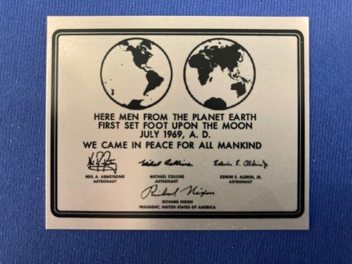 APOLLO 11 MINIATURE MOON PLAQUE NEIL ARMSTRONG BUZZ ALDRIN SILVER ...