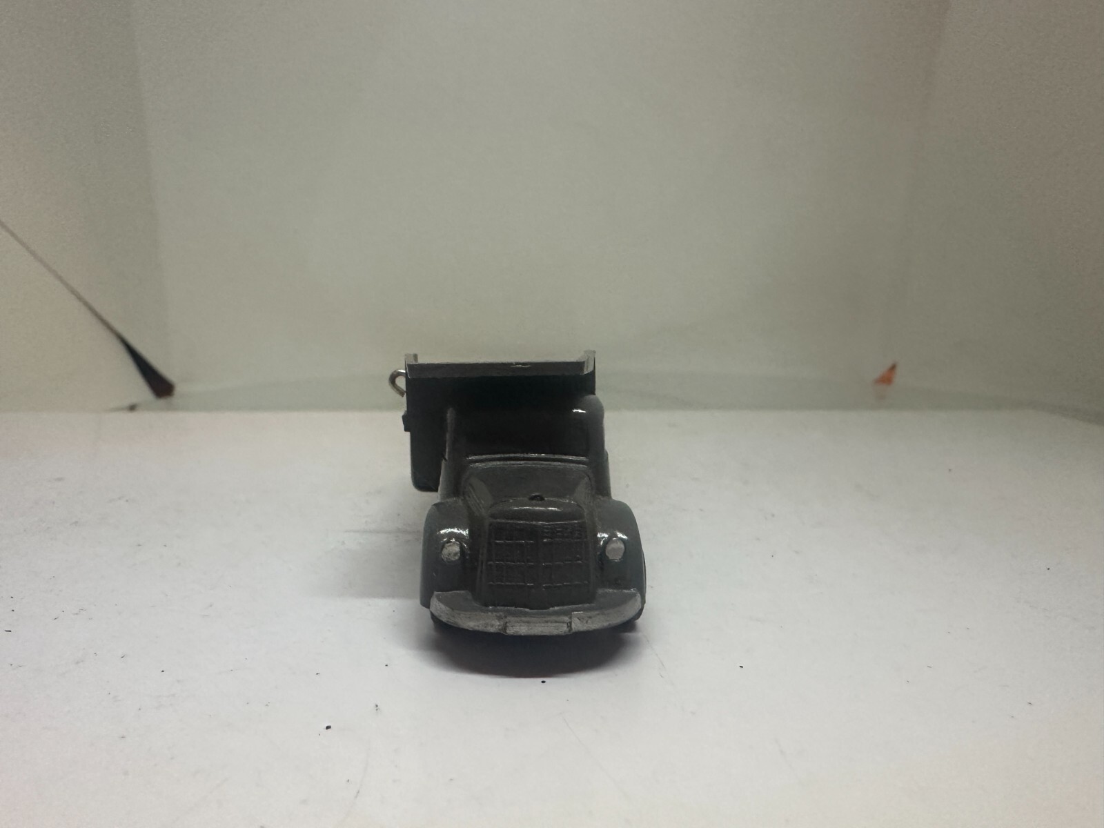 Wiking HO Scale Model Vehicles 1:87 Tip truck - grey | eBay Australia