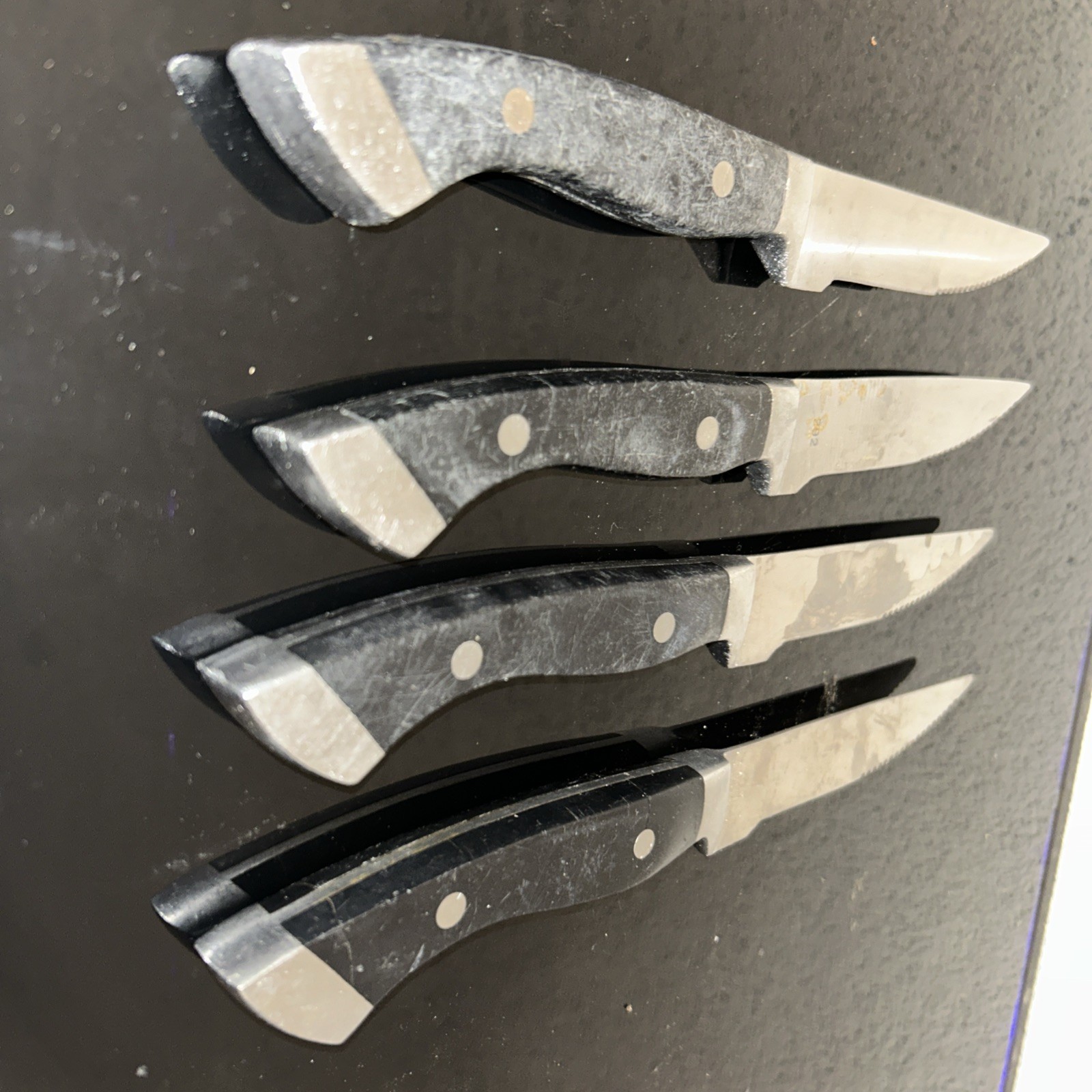 4 LONGHORN STEAKHOUSE Steak Knives, heavy weighted, w/ Logo, Serrated ...