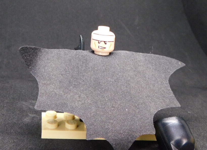 LEGO Super Heroes minifigure Batman outstretched fabric cape SH648 | eBay