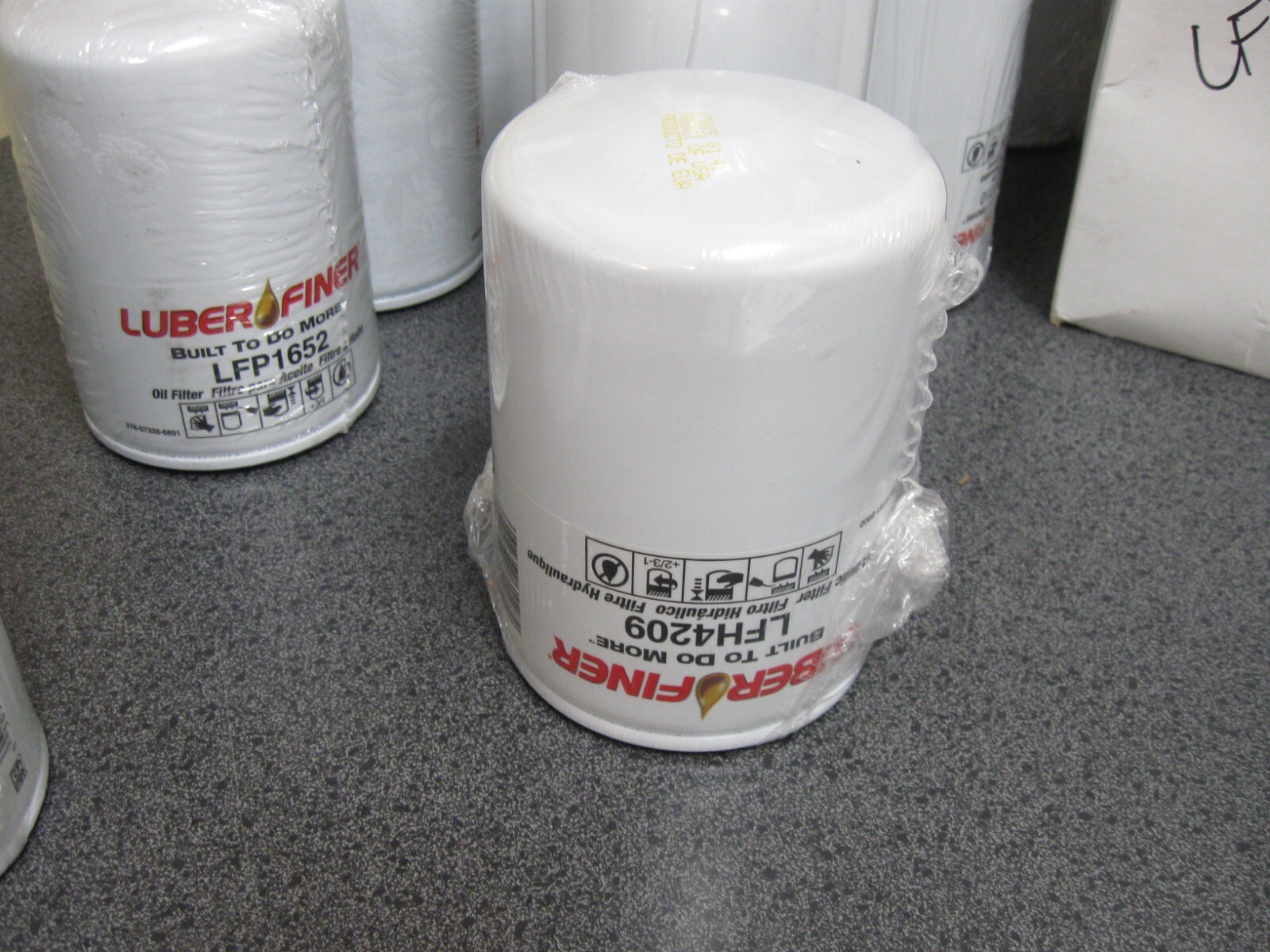 TORO 86-3010 - Cross reference oil filters