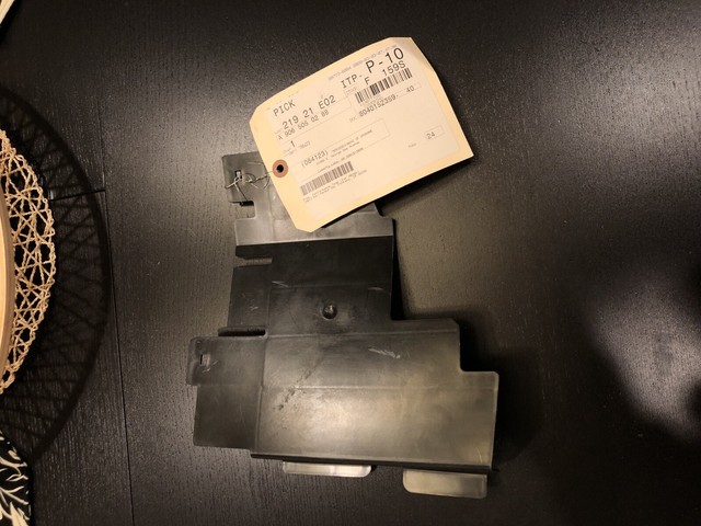 MERCEDES Mercedes-Benz OEM Radiator Support-side Shield Right ...
