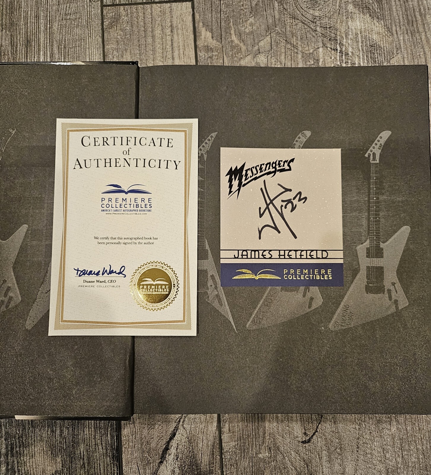 AUTOGRAPHED James Hetfield SIGNED Book MESSENGERS The Guitars Of ...