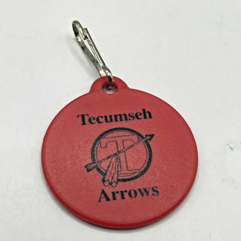 Vintage Tecumseh Arrows Tag Keychain Red Key Bag Clip Circle T ...
