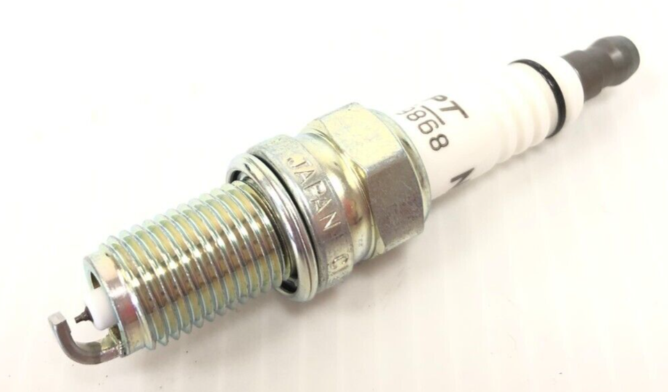 Genuine Fiat 500L / 500X / Bravo / Punto Ignition Spark Plug 55249868 ...