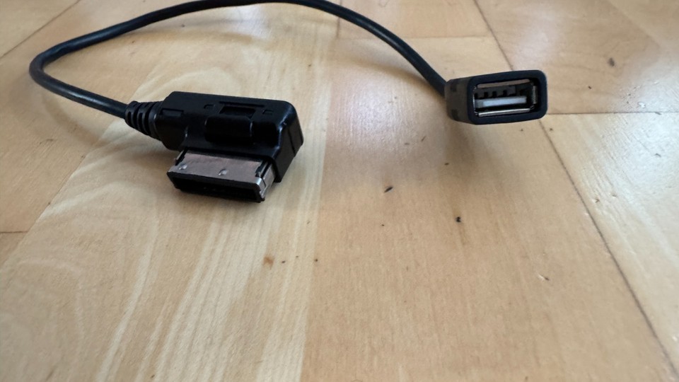VW AUDI MK5/6 MDI AUX to USB Flash Drive Cable - Music Interface Cable ...