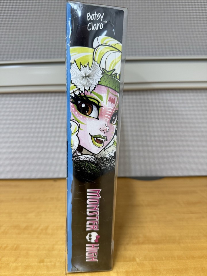 MONSTER HIGH BATSY CLARO SEALED | eBay