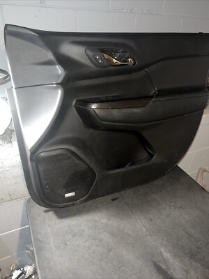 Front Right Door Interior Trim Panel fits: 2018 Gmc Acadia Trim Panel ...