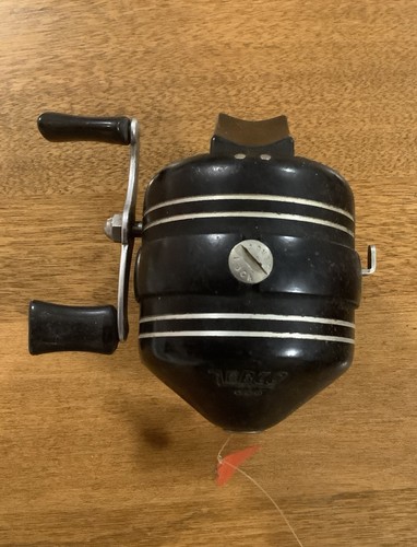 Vintage Zebco 600 Black Spin Casting Fishing Reel | eBay