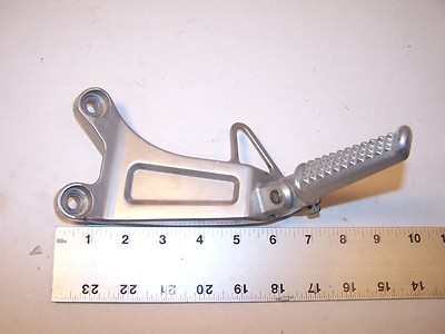 HONDA CBR600 RR LEFT PILLION STEP HOLDER BRACKET & PEG 50760-MEE-000 ...