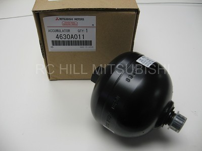 2004 2005 GENUINE MITSUBISHI MONTERO OEM HYDRAULIC BRAKE ACCUMULATOR ...