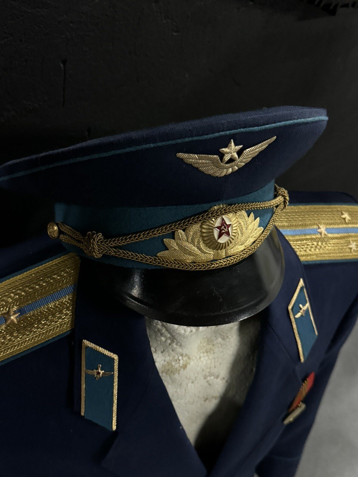 USSR, CCCP, RUSSIAN SOVIET ARMY. MILITARY PARADE UNIFORM. COMMANDER ...