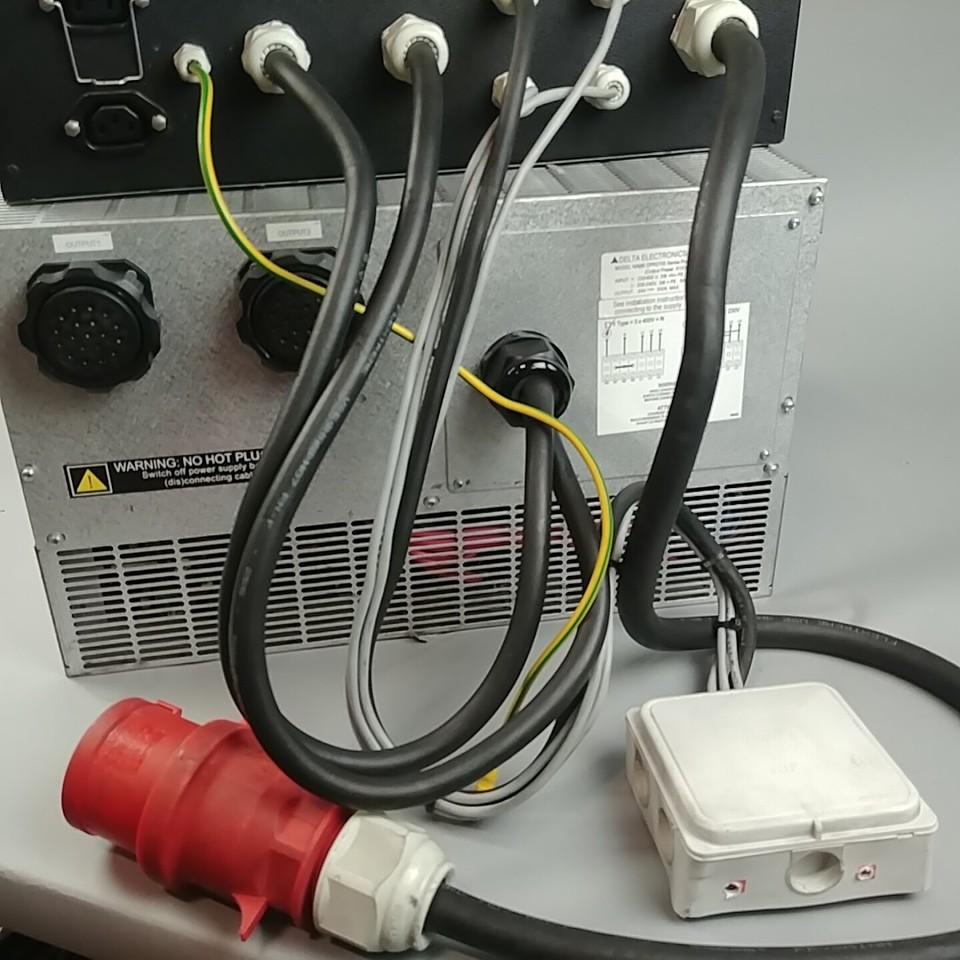 Delta DPR2700 ES48/300-UQA11 Power System w/ Humidity Protection Bypass ...