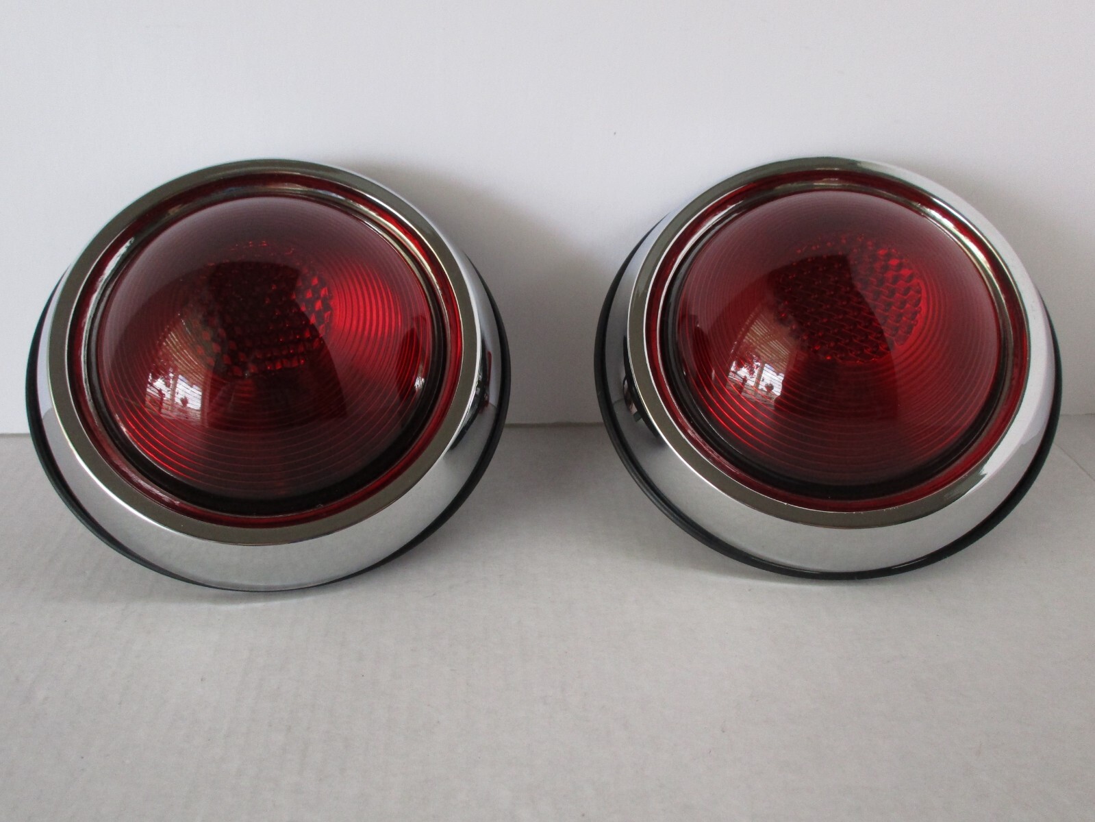 1950 Pontiac Style Tail Light Assembly with Mounting Pads PAIR #8258 ...