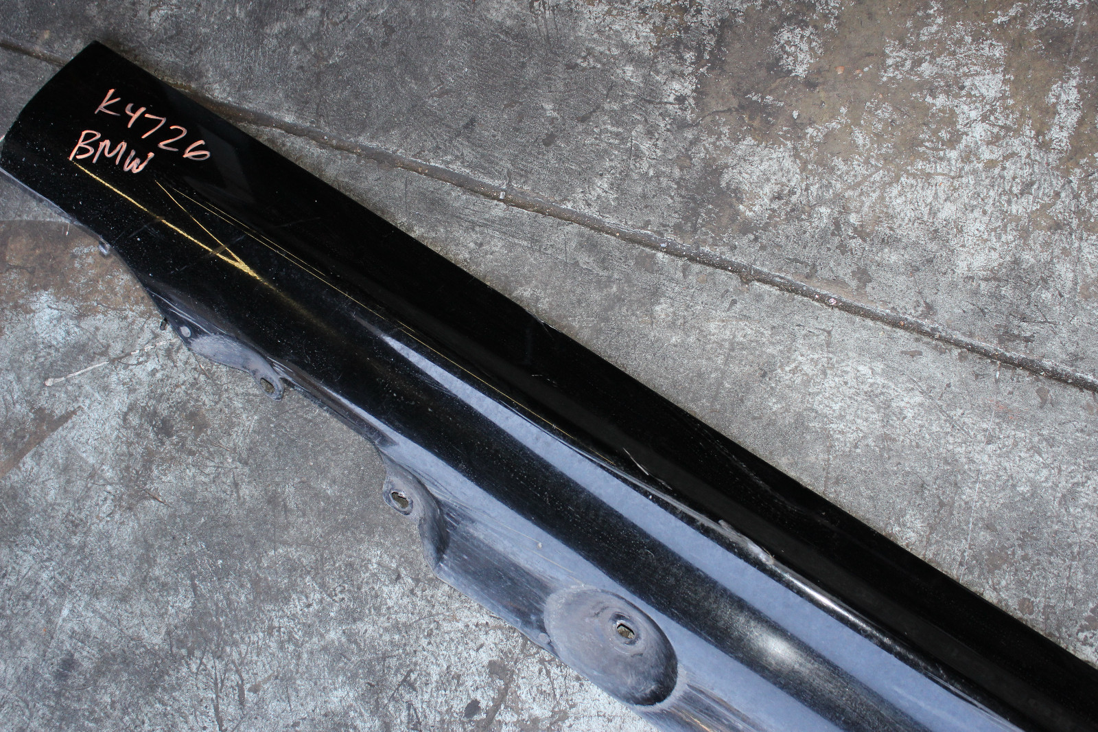 01-06 BMW E46 325Ci RIGHT HAND PASSENG SIDE ROCKER PANEL MOLDING TRIM ...