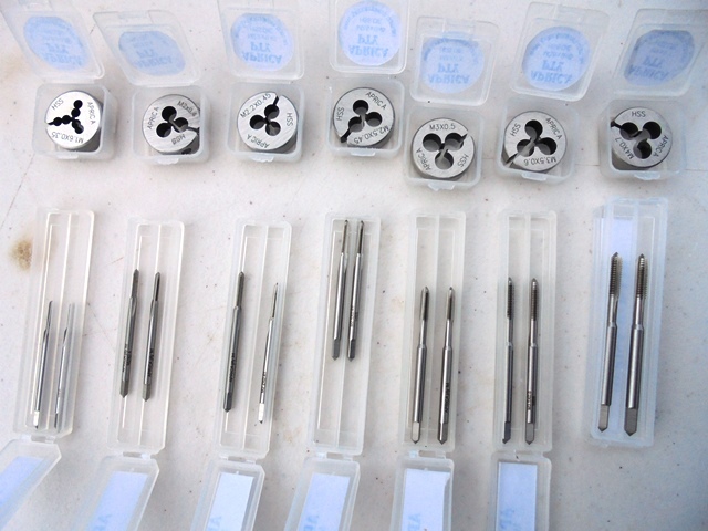 Metric small sizes Tap & Die set 21pc made from HSS 1.6 to 4mm | eBay