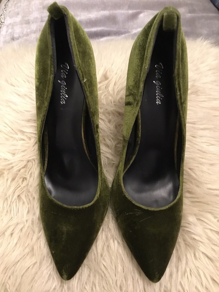 VIA GIULIA Green Velvet Shoes Size 7.5 (41) | eBay UK