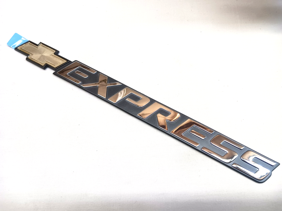NOS GM OEM 2003-2024 CHEVY GMC REAR DOOR/TAILGATE BOWTIE EXPRESS EMBLEM ...