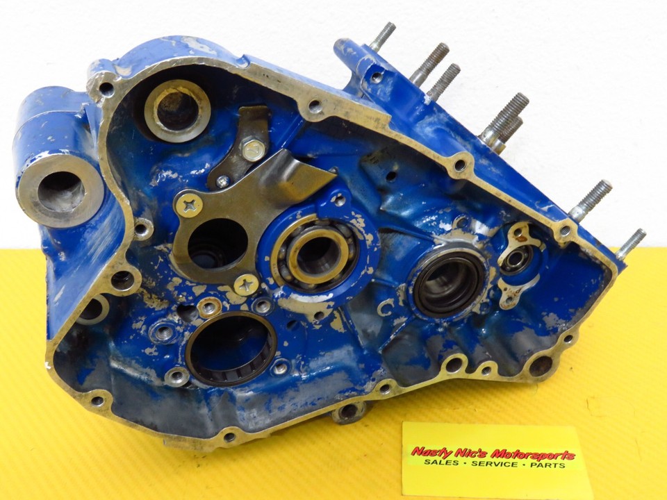 1986-88 Suzuki RM125 rm 125 engine motor crankcase crank cases left ...