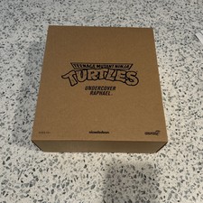 Teenage Mutant Ninja Turtles Super7 Raphael (Undercover - Ultimates)