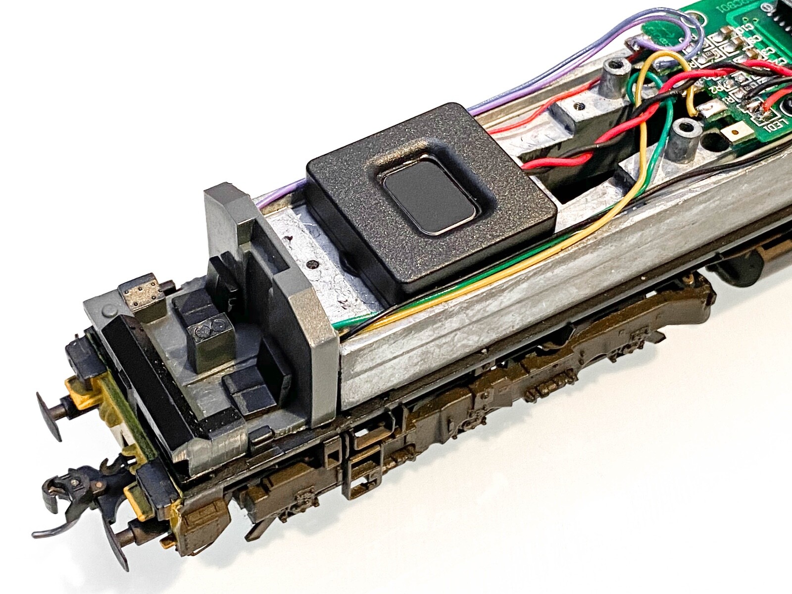 Brown Double Collectible Daggers Double Bass Speaker For Model Trains ...