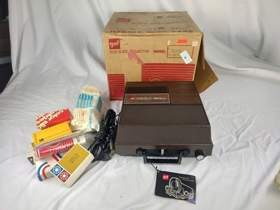 Vintage GAF 1680 Slide Projector 500 Watt Works, But Missing Remote ...