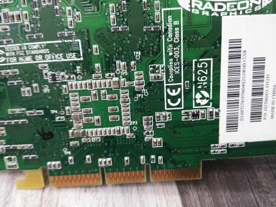 VTG. 2000- ATI RADEON 7200 AGP 4x GRAPHICS CARD R10032 MB 1027060421 ...