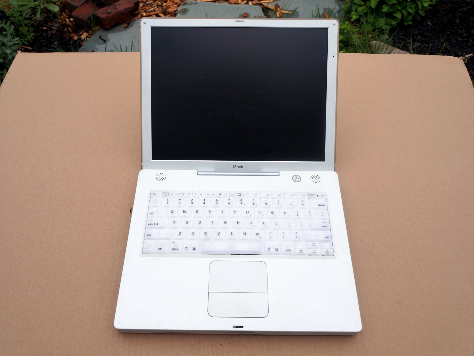 Apple iBook G3 Model A1007 14" No power supply | eBay