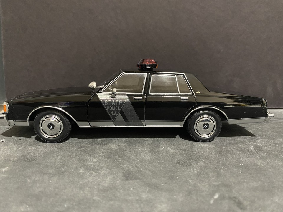 NJSP 1/24 Scale 1981 Chevrolet Caprice Police Ghost Custom | eBay