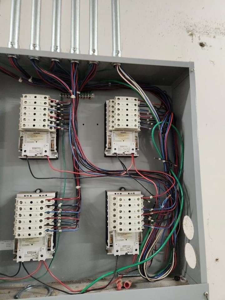 Siemens LC 120V Lighting Contactor w/ 6 relays (75LCC120A) 40892875348 ...